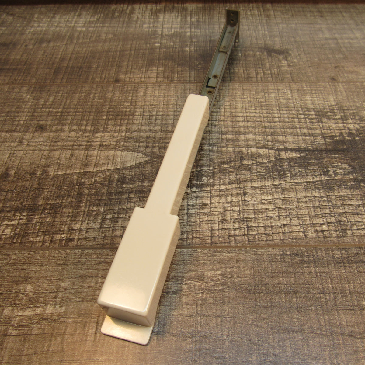 Hammond Organ Replacement Waterfall D Key — The Chicago Organ Company